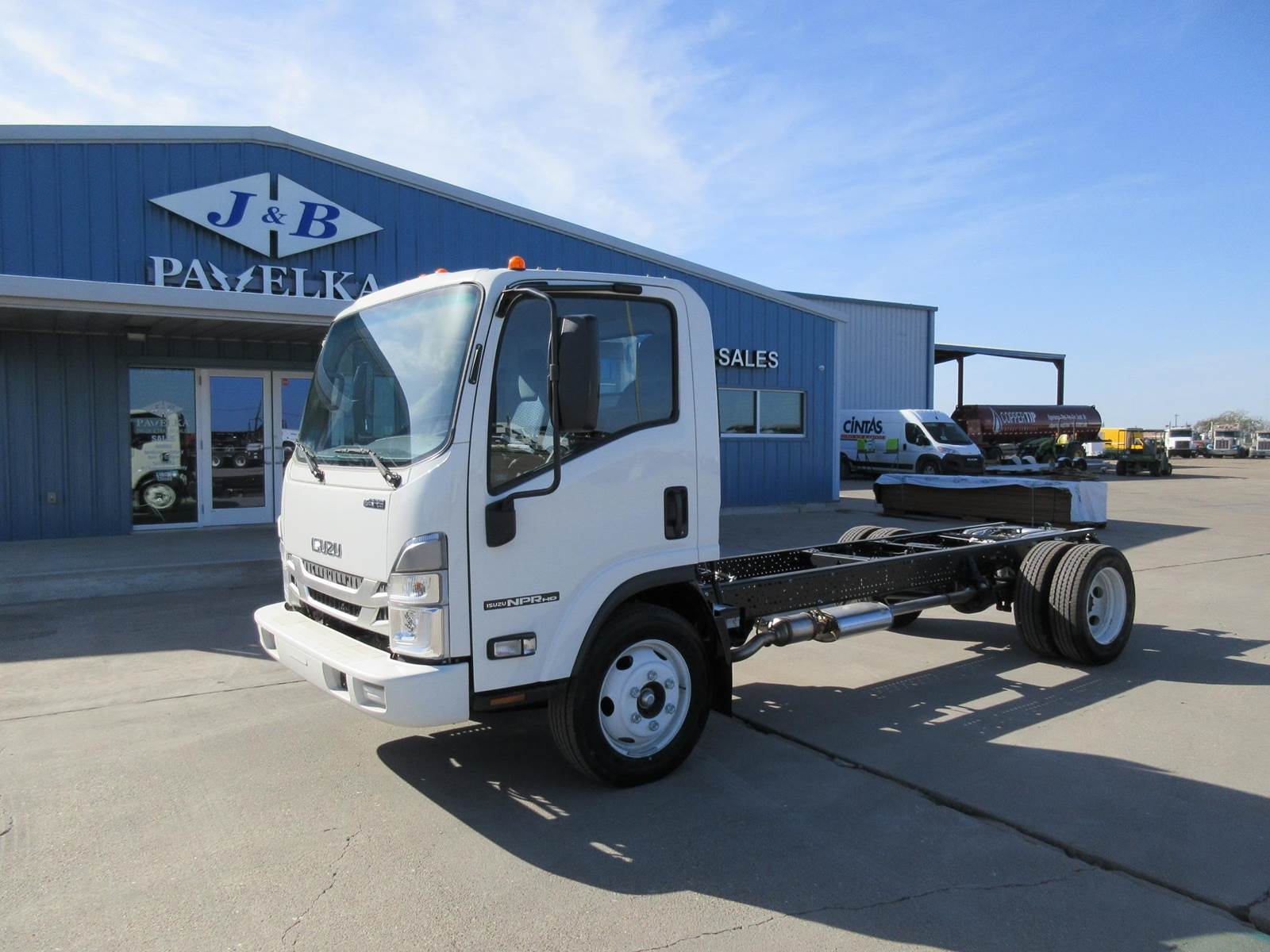 2023 Isuzu NPR HD Single Axle Cab & Chassis Truck - Gm, Automatic For ...