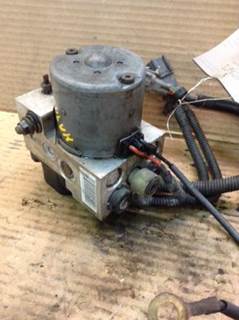 2004 Nissan UD1200 / UD1400 ABS Control Module for a Nissan/Ud 1200 For ...