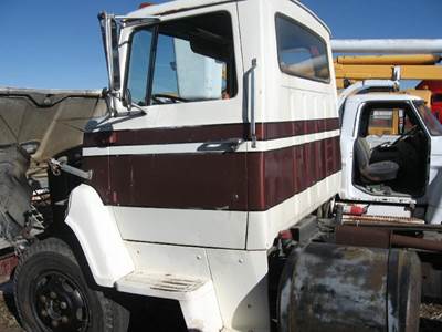 Ford LN600 Cab Assembly for a 1975 Ford L-SER For Sale | Hudson, CO ...