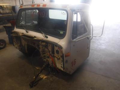International 4900 Truck Cabs & Shells For Sale | MyLittleSalesman.com