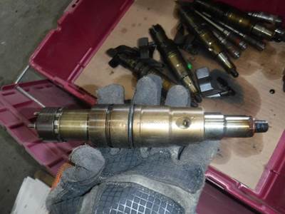 2013 Cummins ISX12 Fuel Injector for a Peterbilt 384 For Sale | Hudson ...