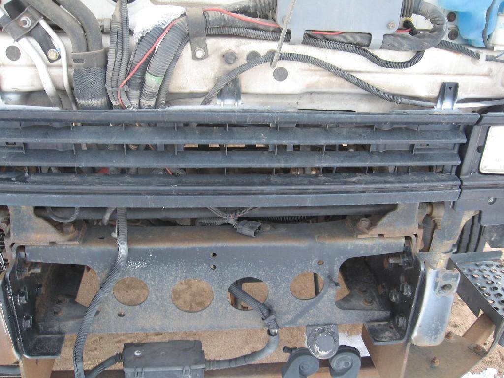 2007 GMC T-SERIES Grille for a GMC - Medium T7500 For Sale | Hudson, CO ...