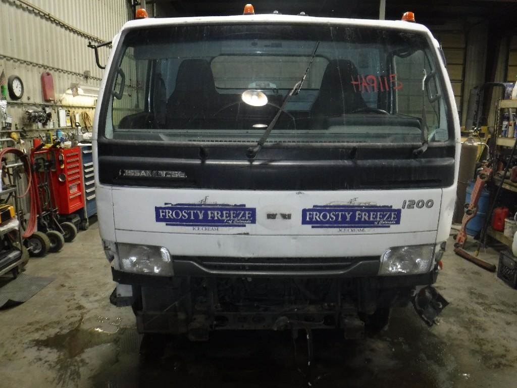 2004 Nissan UD1200 / UD1400 Grille for a Nissan/Ud 1200 For Sale ...