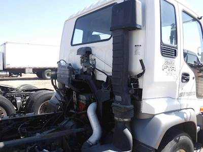 Isuzu Radiator Overflow Bottles / Surge Tanks For Sale ...