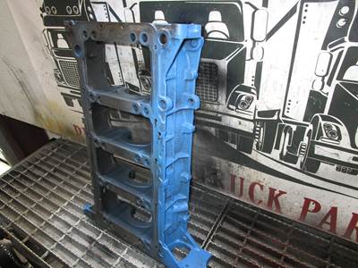 2006 International VT365 (6.0L) Diesel Engine Block Riser fits years ...