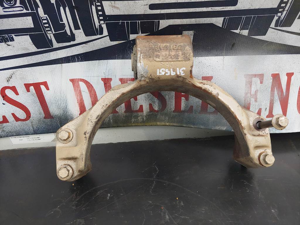 1995 Cummins 6BT Diesel Engine Front Motor support Mount Truck P ...