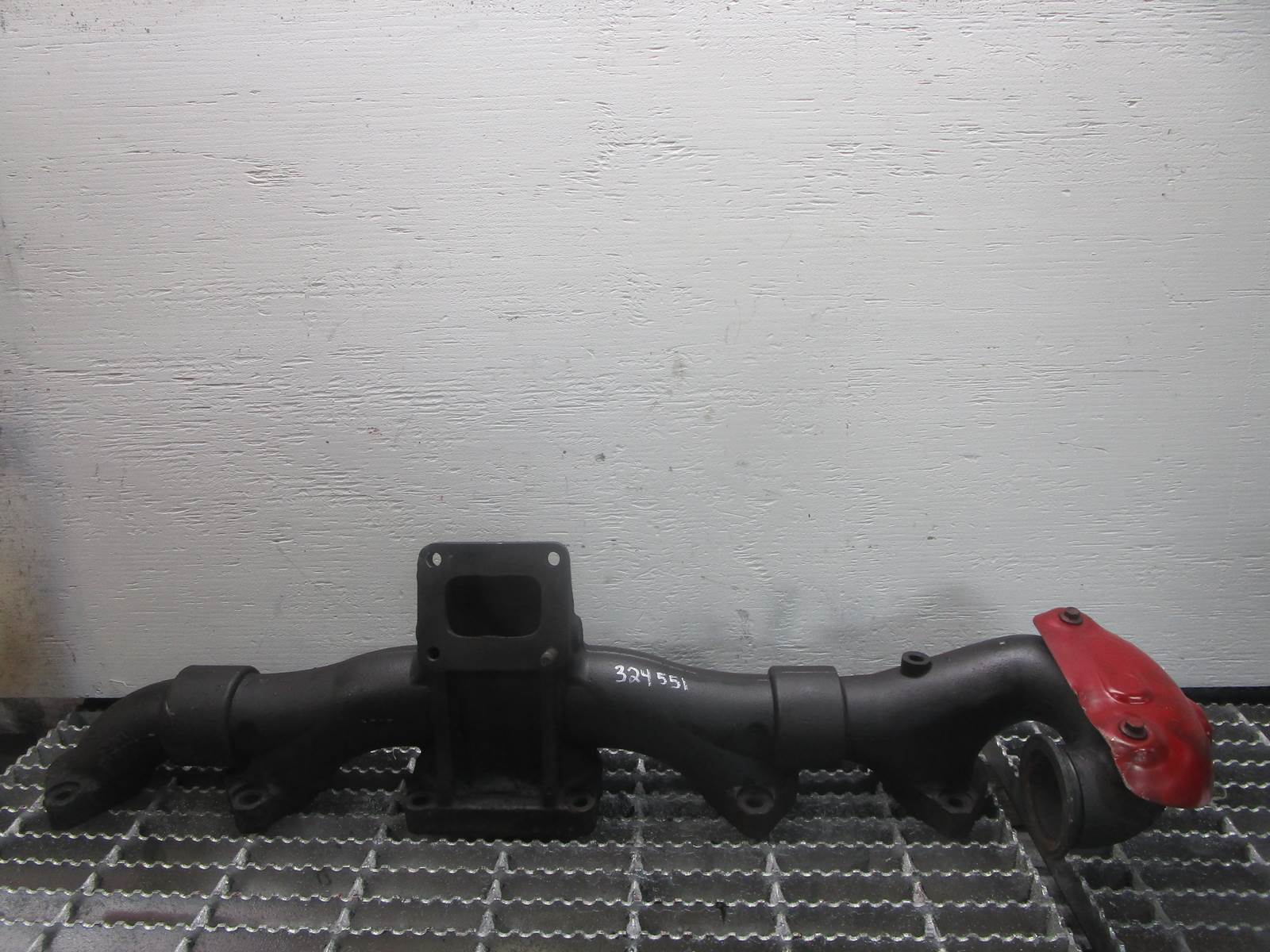 2014 2015 Cummins ISX15 Diesel Engine OEM Exhaust Manifold 3683870 ...