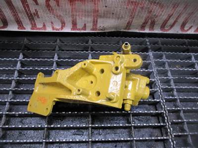 Caterpillar 3126 / C7 Diesel Engine Fuel Filter Housing Base Part 163 ...