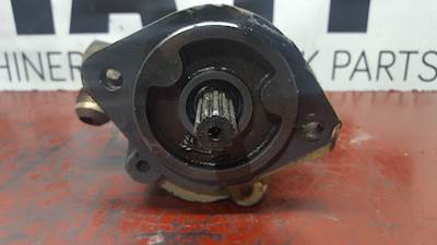 2003 Sauer Danfoss Hydraulic Gear Pump / Power Steering Pump Part ...