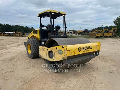 2019 BOMAG BW211D Smooth Drum Roller Compactor For Sale, 1,857 Hours ...