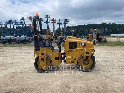 2025 Caterpillar CB4.003 Smooth Drum Roller Compactor For Sale, 2 Hours ...