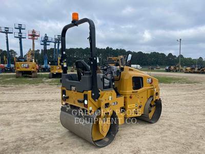 2025 Caterpillar CB4.003 Smooth Drum Roller Compactor For Sale, 1 Hours ...
