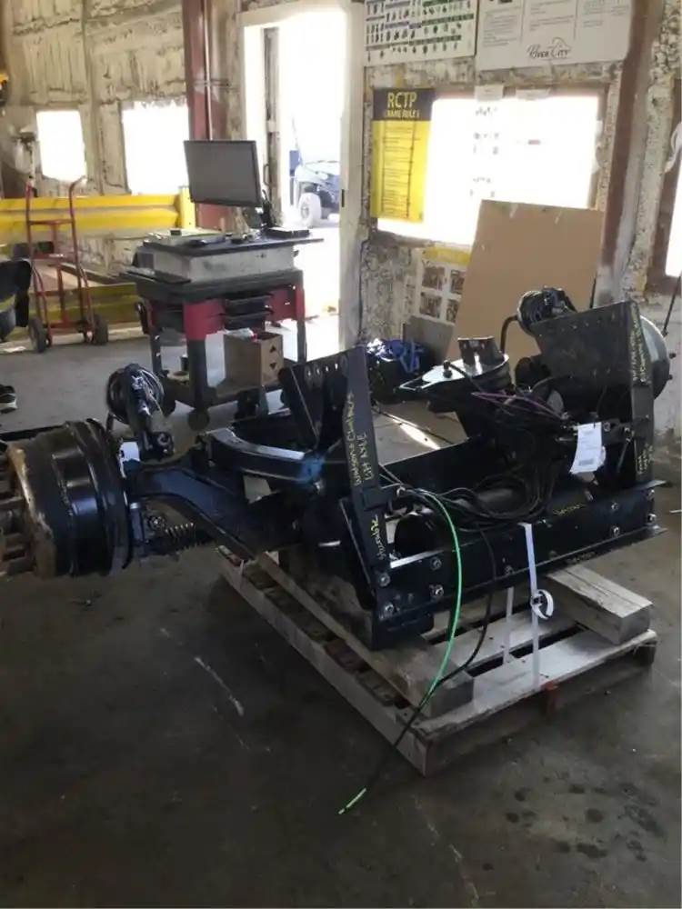 Used Watson & Chalmers Steerable Lift Axle. P/N: C74-1026. Capacity: 13 ...