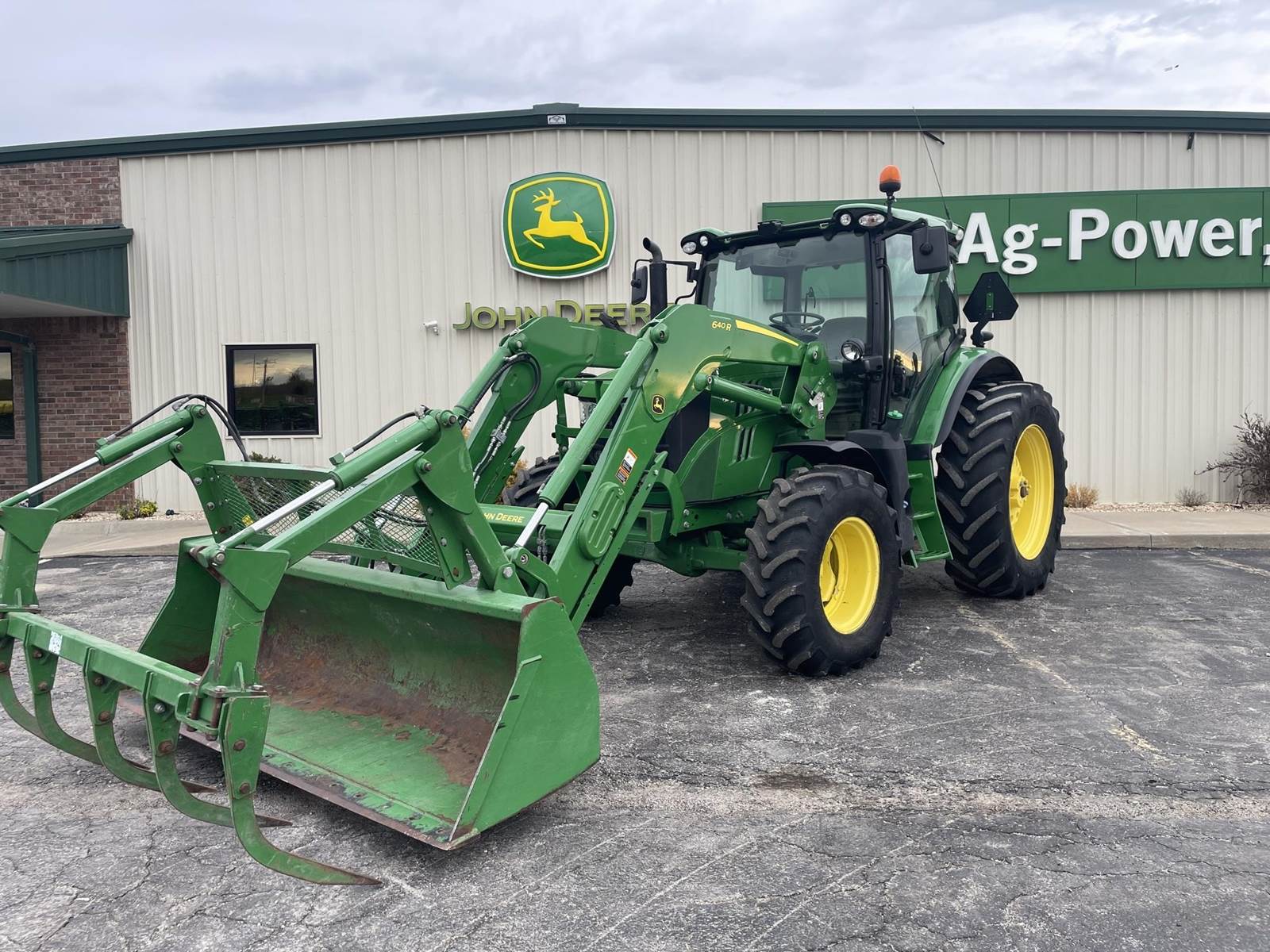 2018 John Deere 6120R Tractor For Sale, 2,573 Hours | Easton, MO ...