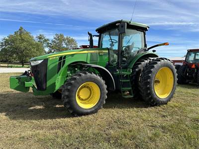 2011 John Deere 8235R Tractor For Sale, 4,836 Hours | Wilkinson, IN ...