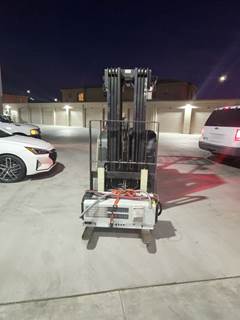 2016 Yale ESC040 Electric Stand-up Forklift For Sale, 3,323 Hours | Las ...