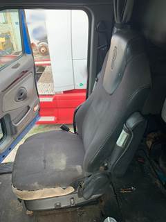 2012 Kenworth T700 T/A Sleeper For Sale, 849,587 Miles | Indianapolis ...