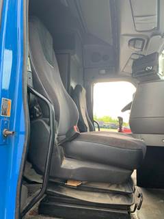 2012 Kenworth T700 T/A Sleeper For Sale, 849,587 Miles | Indianapolis ...