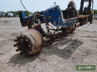 Freightliner FLD120 Classic Front Axle Assembly for a 2005 Freightliner ...