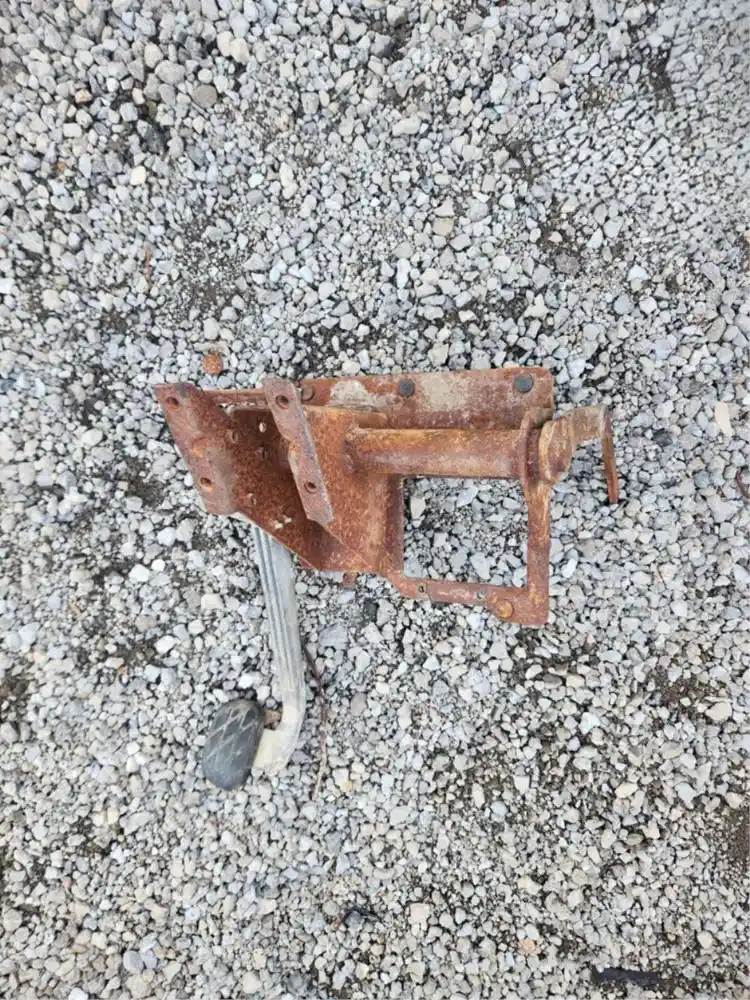 Eaton-Fuller RTLO18918B Clutch Assembly for a 1999 Sterling L9522 For Sale | York, ON, Canada ...