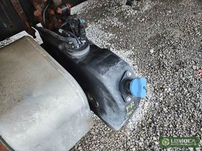 2017 Freightliner M2 106 DEF Tank For Sale | York, ON, Canada | FR-0801 ...