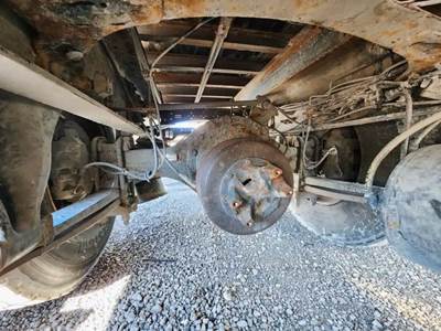 Meritor-Rockwell DA-RS-21 Rear Differential for a 2019 Freightliner M2 ...