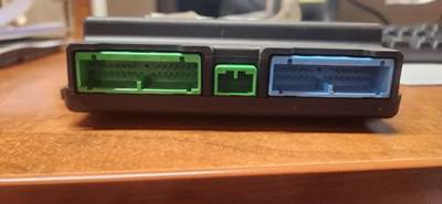 Mack Pinnacle CXU613 Engine Control Module (ECM) for a 2014 Mack CXU613 ...