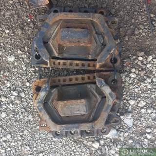 2013 Freightliner Cascadia 125 Engine Mount For Sale | York, ON, Canada ...