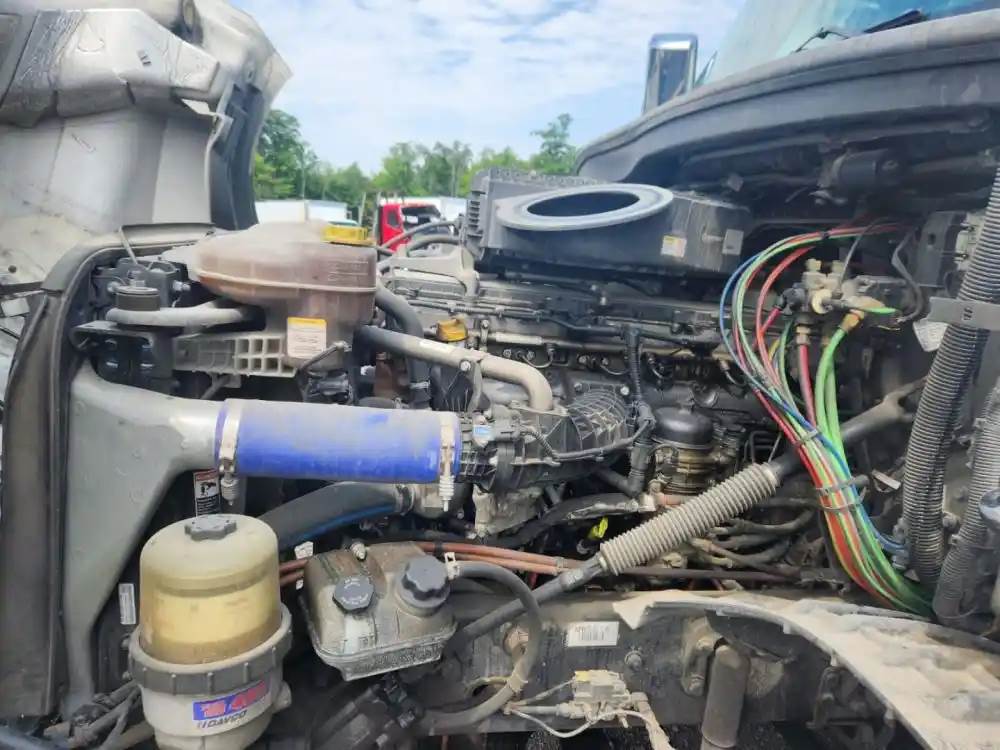 Detroit DD15 Engine for a 2022 Freightliner Cascadia 126 For Sale ...