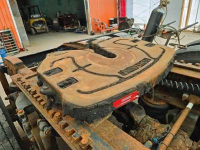 Fontaine SLTPL7000 Fifth Wheel for a 2007 Peterbilt 387 For Sale | York ...