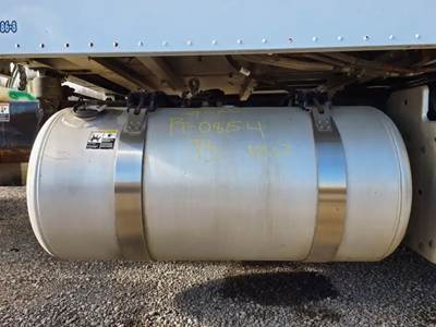 2016 Peterbilt 579 Right Fuel Tank For Sale | York, ON, Canada | PT ...