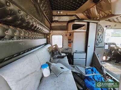 Kenworth T600 Interior Part for a 2009 Kenworth T660 For Sale | York ...
