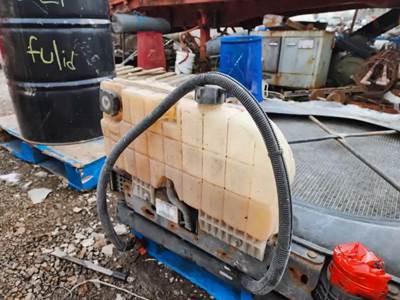 2017 Peterbilt 389 Radiator Overflow Bottle / Surge Tank For Sale ...