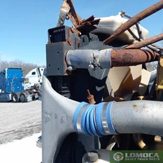 Freightliner FLD120 Classic Radiator for a 2005 Freightliner Classic ...