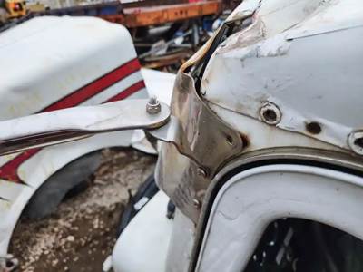 2017 Peterbilt 389 Left Side View Mirror For Sale | York, ON, Canada ...