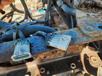 Caterpillar 3126 Wiring Harness for a 1998 GMC T7500 For Sale | York ...