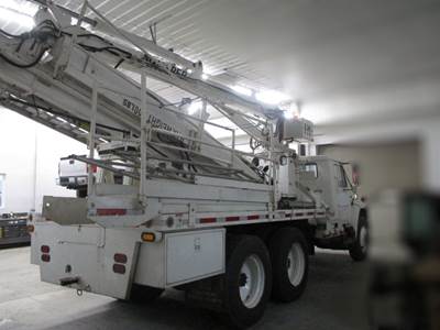 Bridge Inspection Trucks For Sale | MyLittleSalesman.com