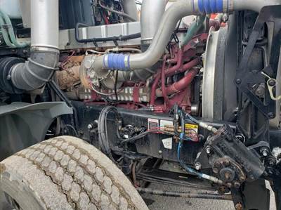 2015 Mack Titan TD713 Sleeper Semi Truck - 36" Mid Roof Sleeper, MP10 ...