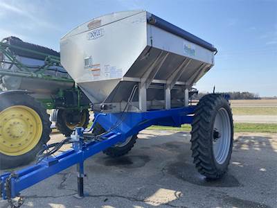 Dry Fertilizer Applicators For Sale | MyLittleSalesman.com