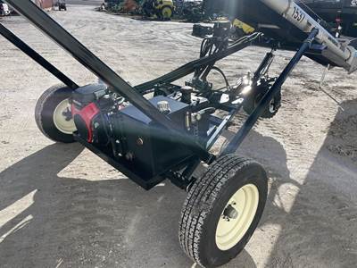 2025 Universal 1537 SELF-PROPELLED FIELD LOADER GAS SD For Sale ...