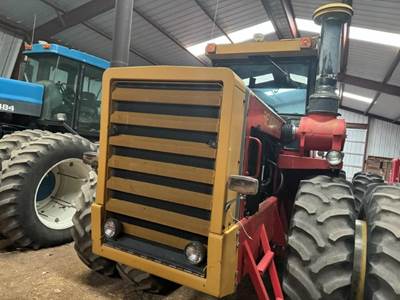 1982 Versatile 895 Tractor For Sale, 5,936 Hours | Goodland, KS ...