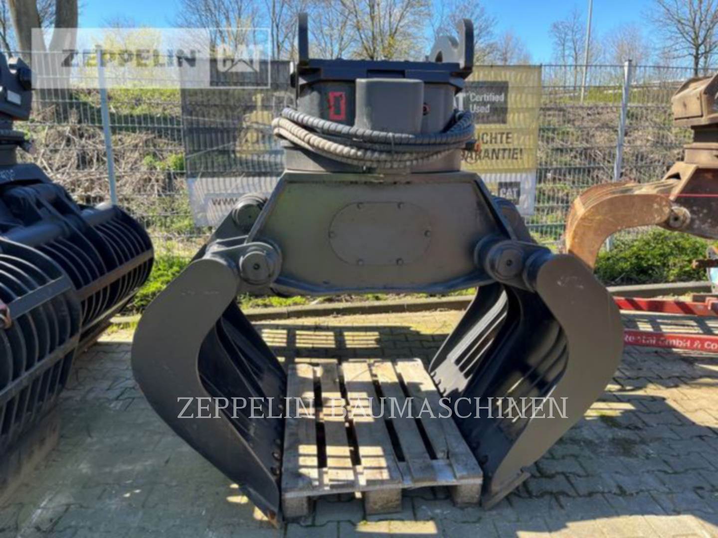 2014 Caterpillar G320B/D Grapple For Sale, 8,964 Hours | Mittenwalde/Ot ...