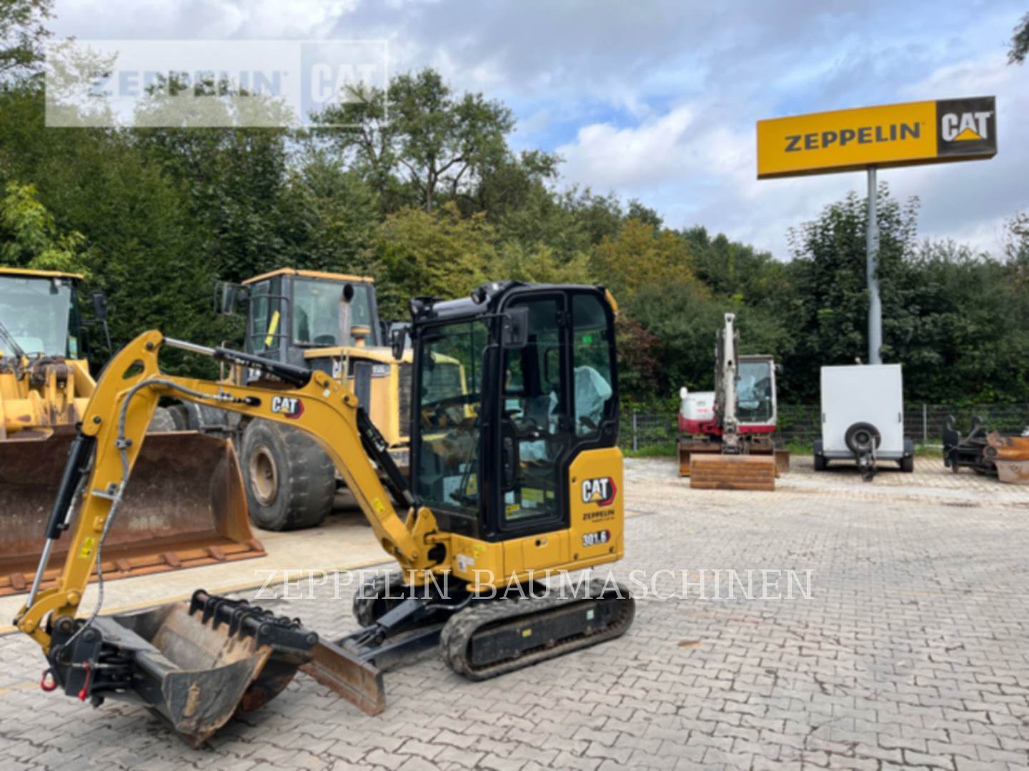 2022 Caterpillar 301.6 Mini Excavator For Sale, 121 Hours | Teningen ...