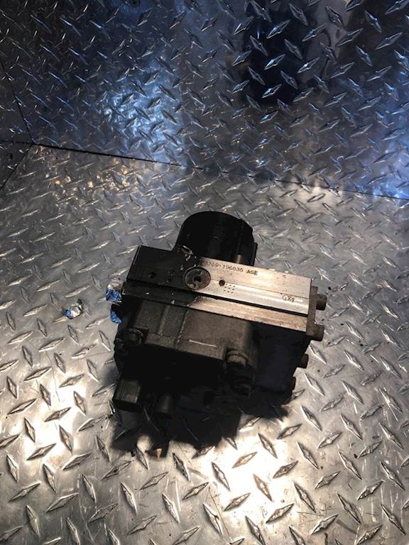 2004 Freightliner M2 106 ABS Control Module For Sale | Gooding, ID ...