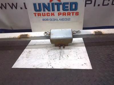 1994 Volvo Hood Hinge For Sale | Gooding, ID | WB8066574 ...