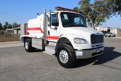 2011 Freightliner M2 1,800 Gal Jet A / Diesel Fuel Tanker Refueler ...