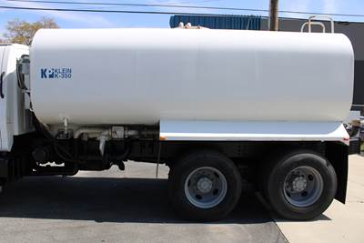 2003 Chevrolet C8500 Stainless Steel 3500 Gal Klein Water Tank Truck ...