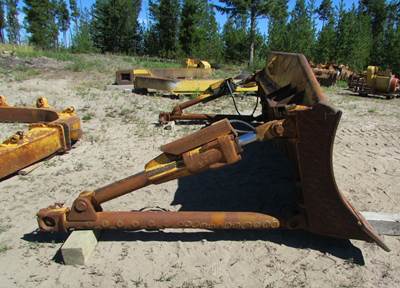 Caterpillar D8H Twin Tilt Angle Blade For Sale - 100 Mile House, BC ...