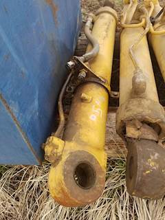 Caterpillar D5H TSK Arch Lift Cylinder For Sale - 100 Mile House, BC ...