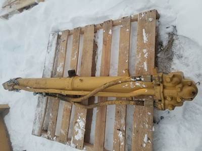 Caterpillar D8N Lift Cylinder For Sale - 100 Mile House, BC - Wyatt's ...